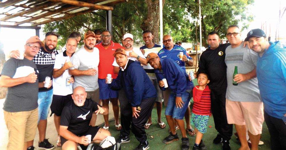 Muito samba, futebol e resenha na confraternização dos Masters do ...